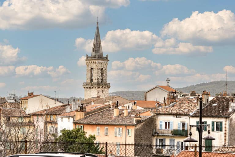 Résidence Sociale Tout Public - La Calade - API Provence